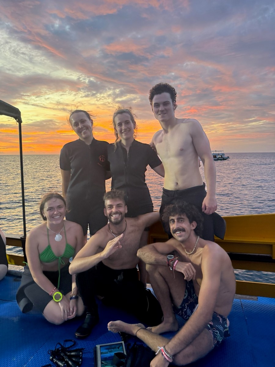Diving 5 times in one day – The triple boat experience – TRAVELIE